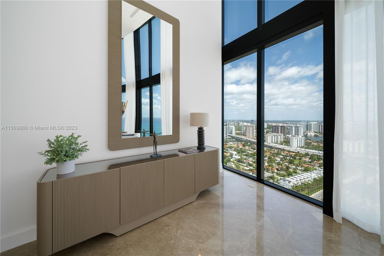 18555 Collins Ave #4005 – Porsche Design Tower Miami, Condos for Sale ...