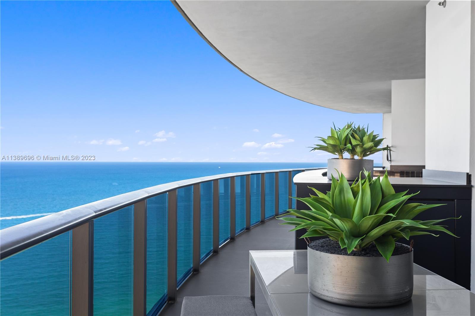18555 Collins Ave #3005 – Porsche Design Tower Miami, Condos for Sale ...