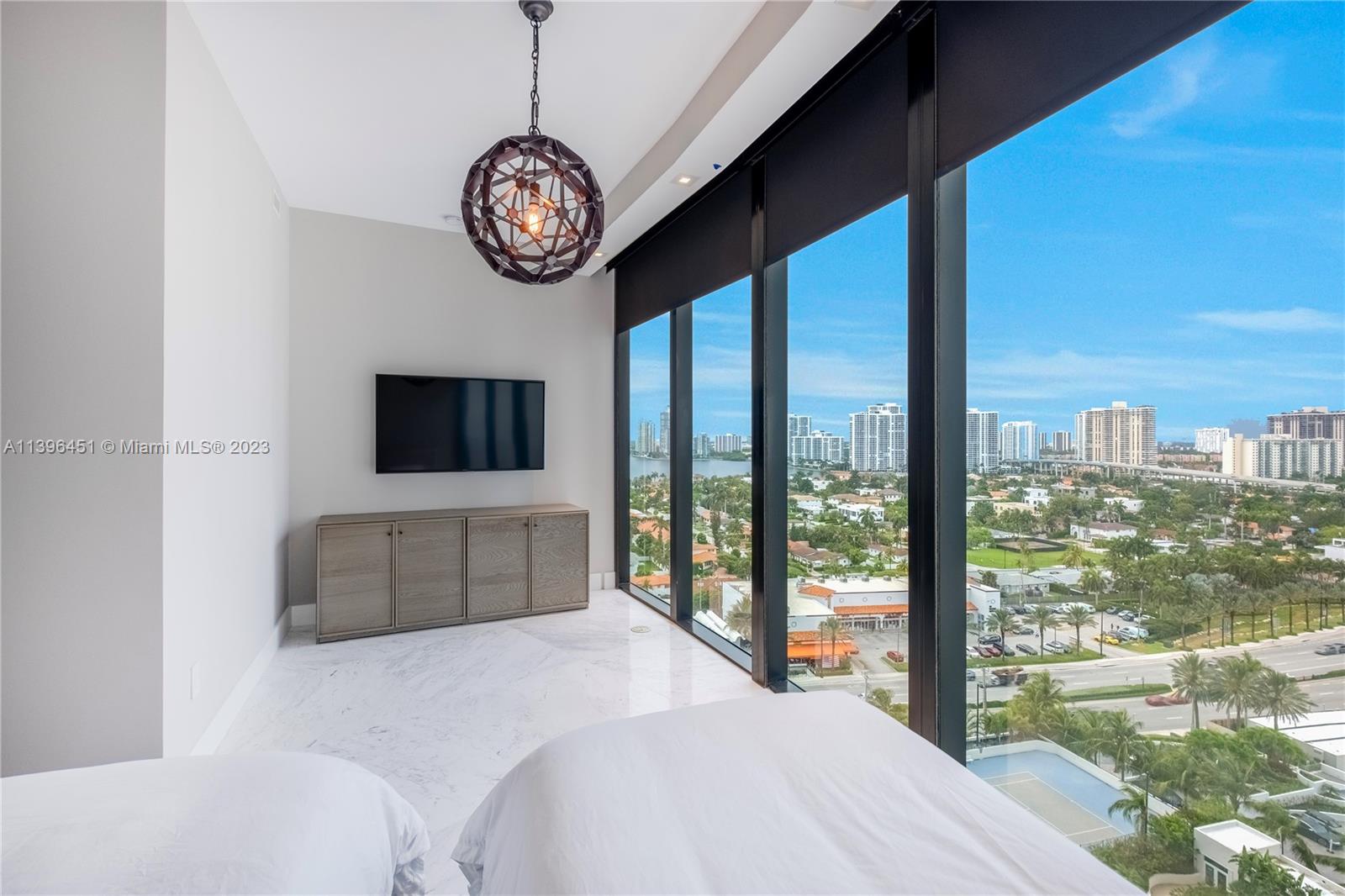 18555 Collins Ave #1505 – Porsche Design Tower Miami, Condos for Sale ...