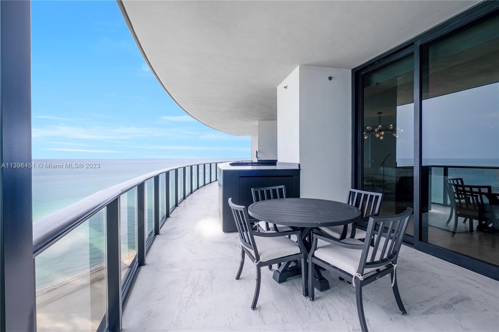 18555 Collins Ave #1505 – Porsche Design Tower Miami, Condos for Sale ...